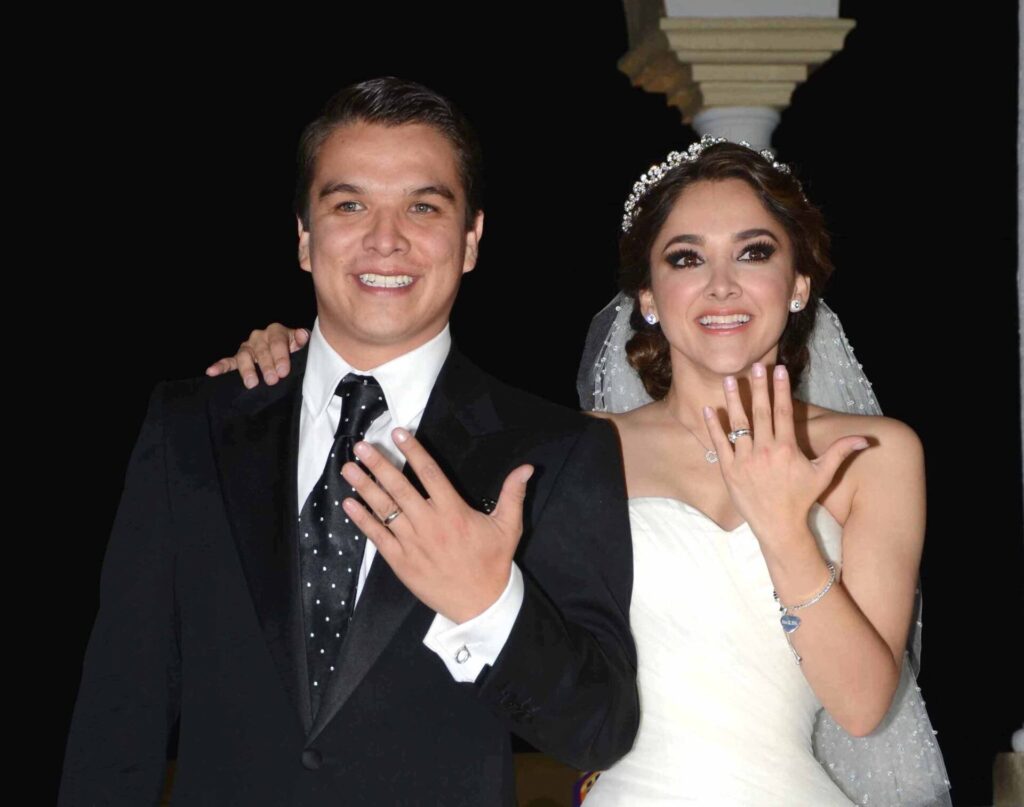 Sherlyn está en shock por la muerte de su ex