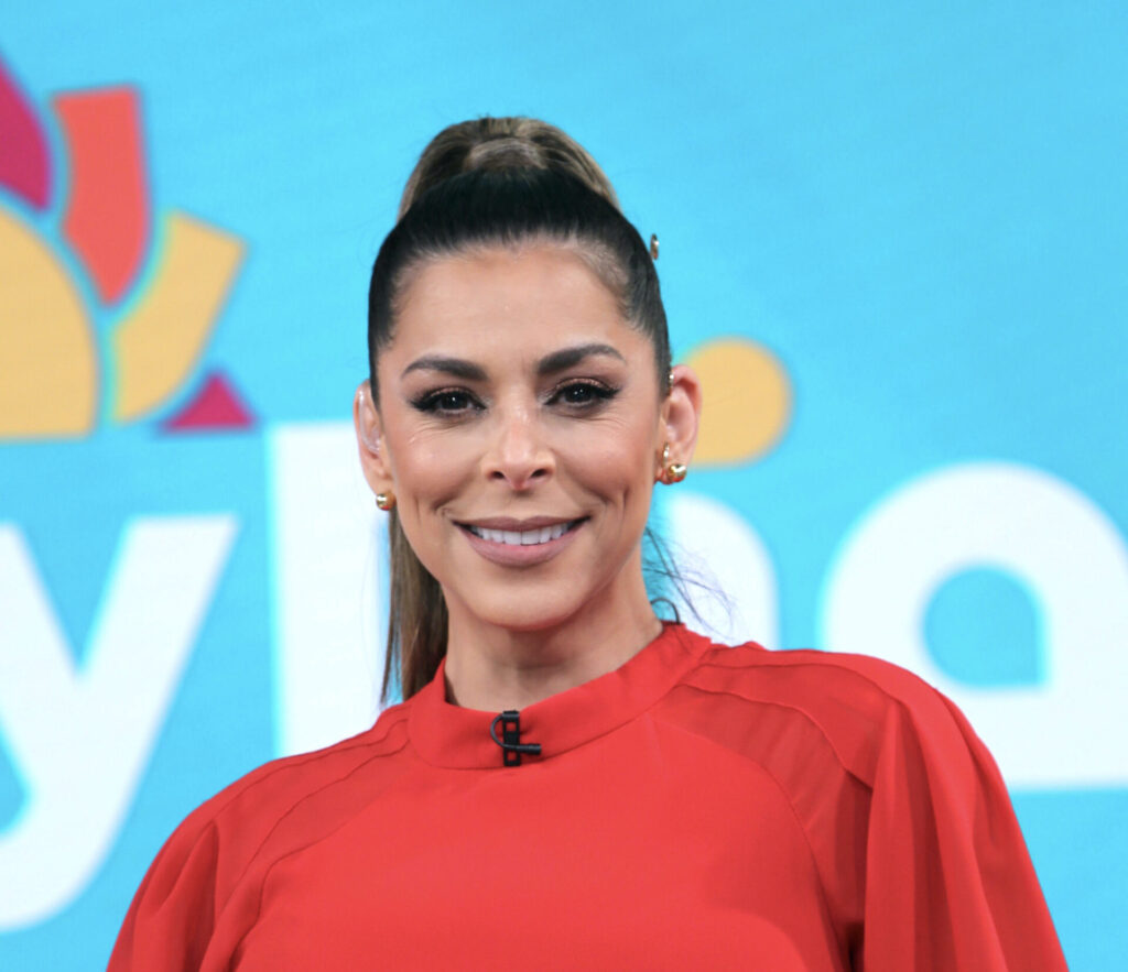 Lourdes Stephen recupera anillos gracias a oración de su hijo