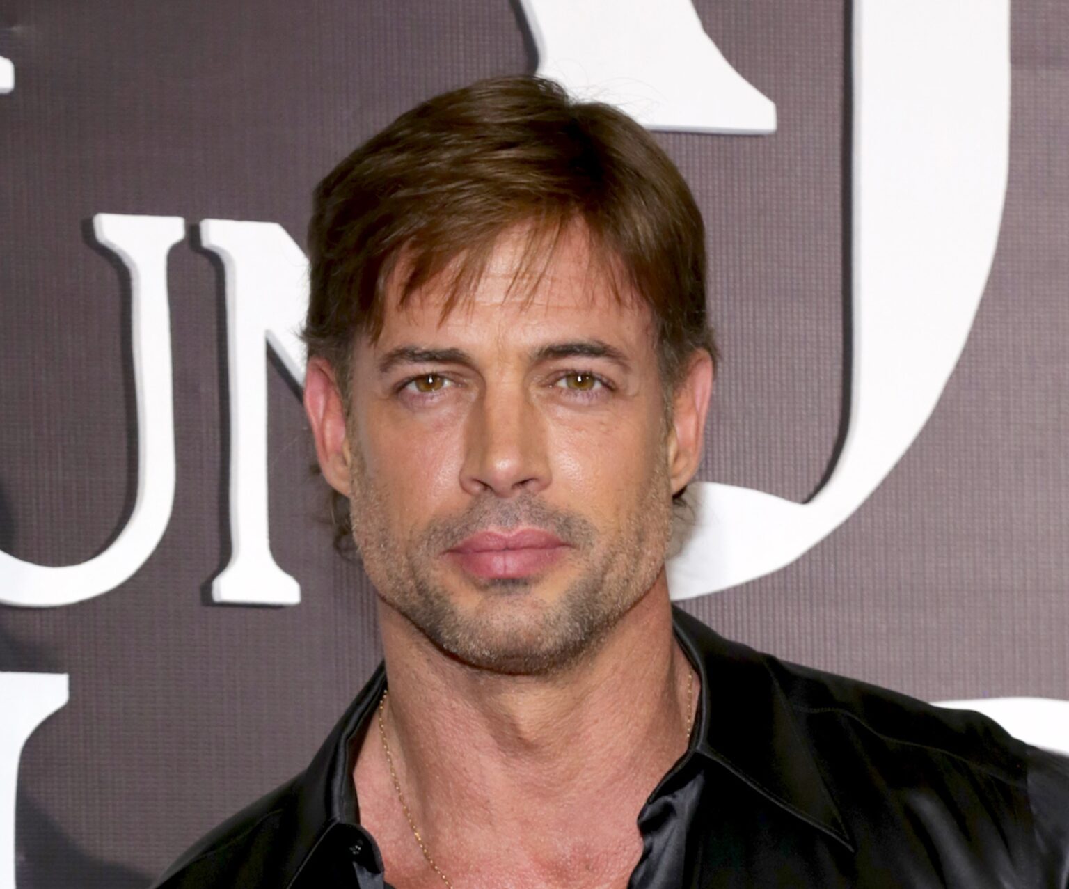 William Levy se siente tranquilo con quien es